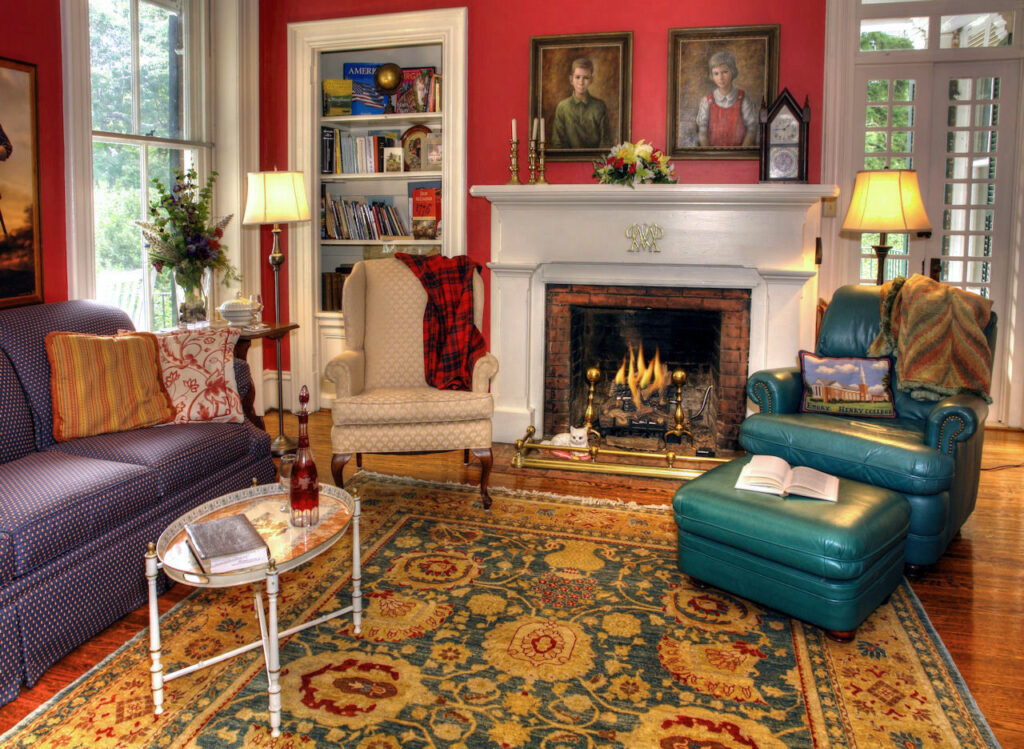 sitting room 2 - Rockwood Manor